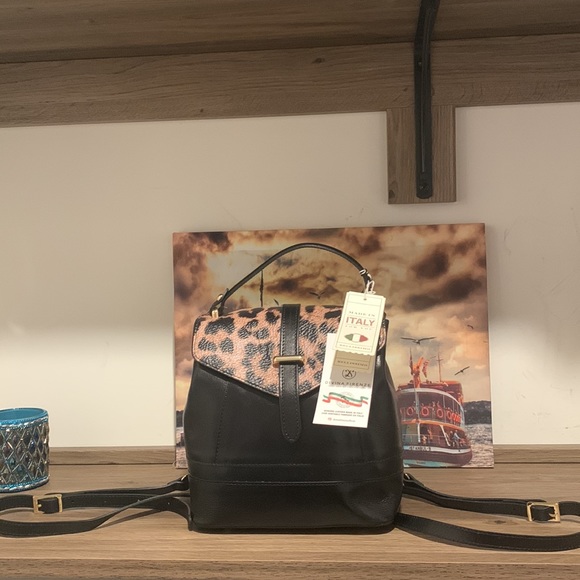 Divina Firenze | Bags | Divina Firenze Animal Print Flap Leather ...